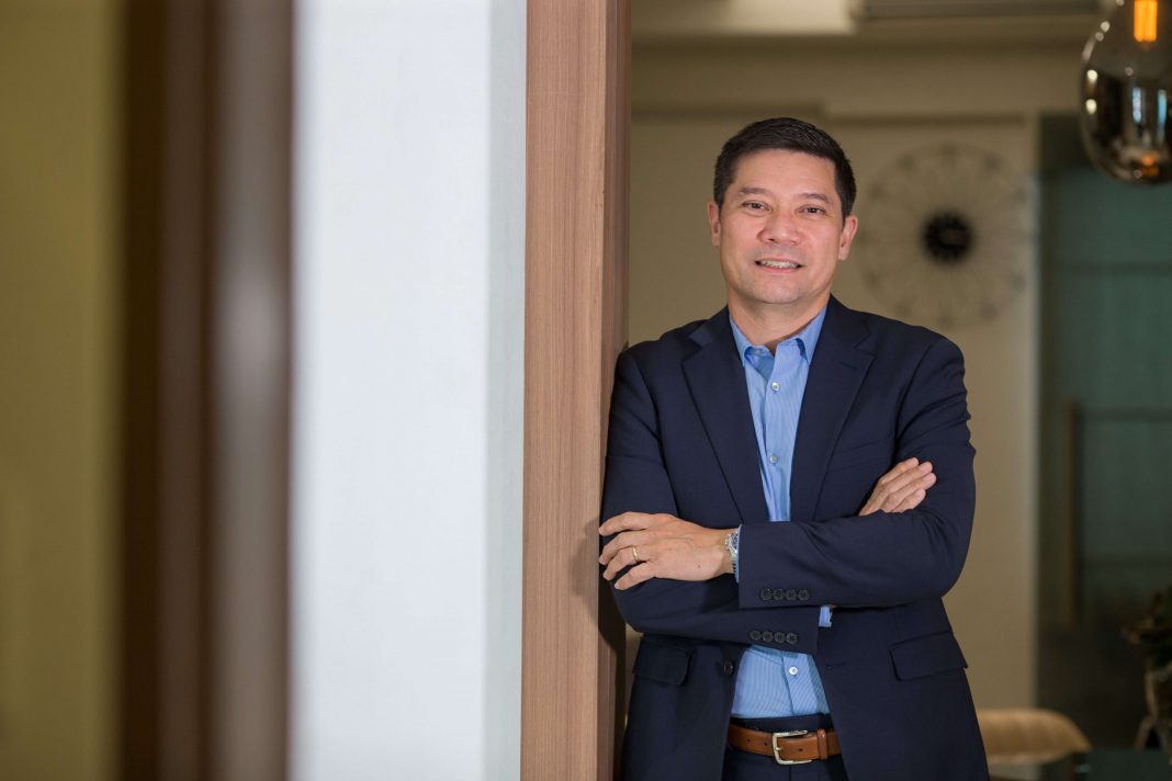 Small talk with big bosses featuring Tomas Lorenzo of Torre Lorenzo ...