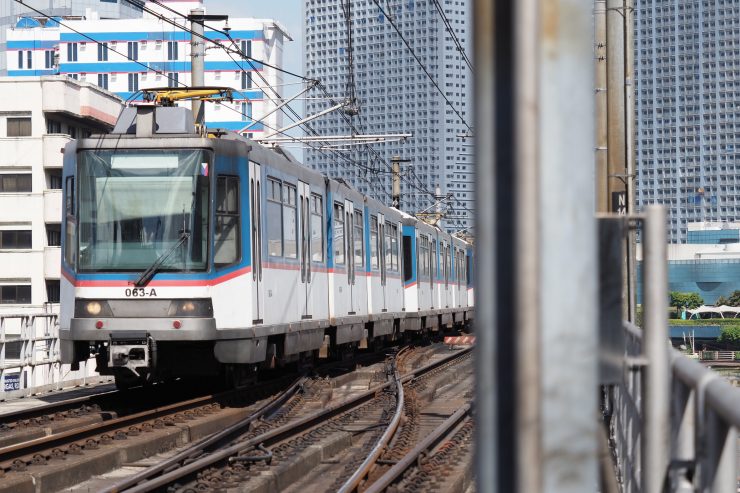 Know the MRT-3 and LRT-1 Schedules for December 2019 Holidays | Lamudi